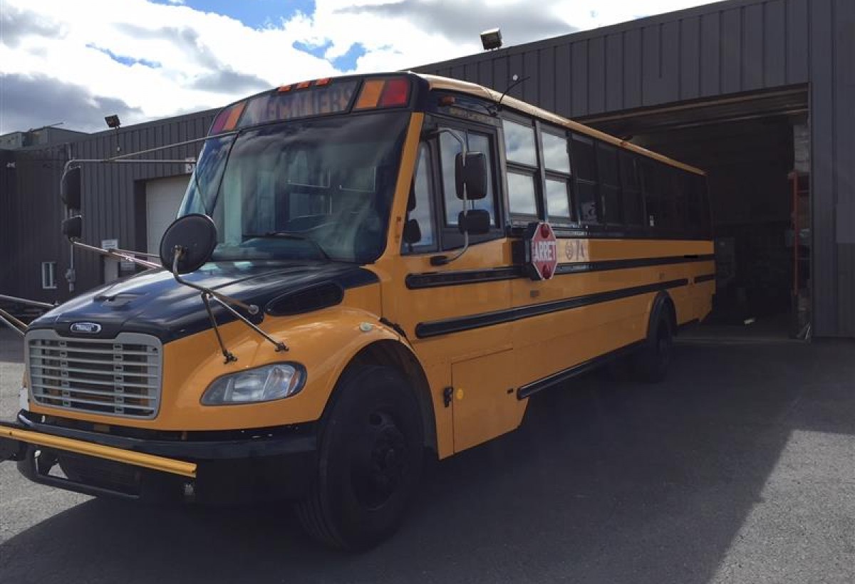 Thomas C2 - Girardin Blue Bird