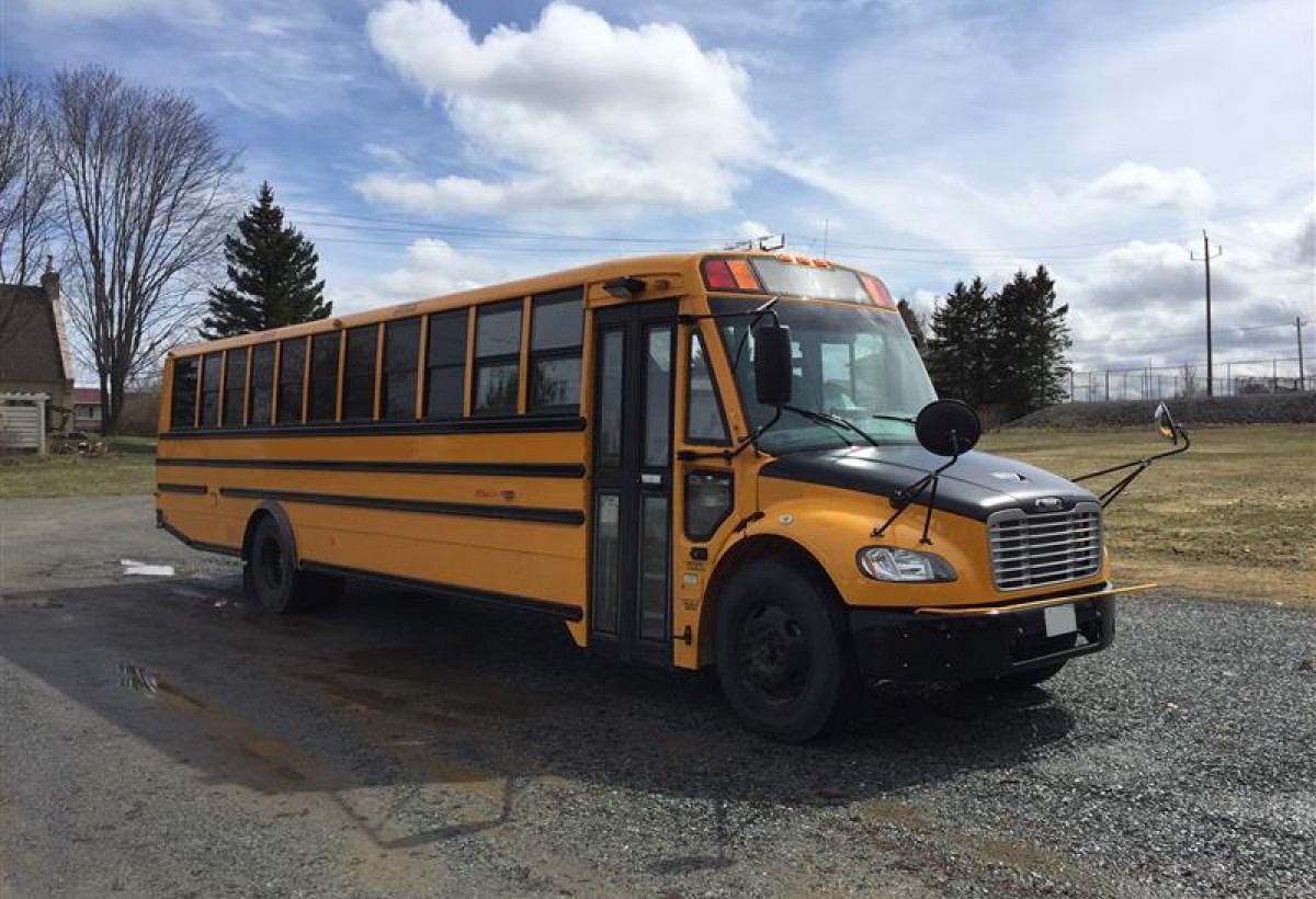 2018 Thomas Freightliner C2 - Girardin Blue Bird