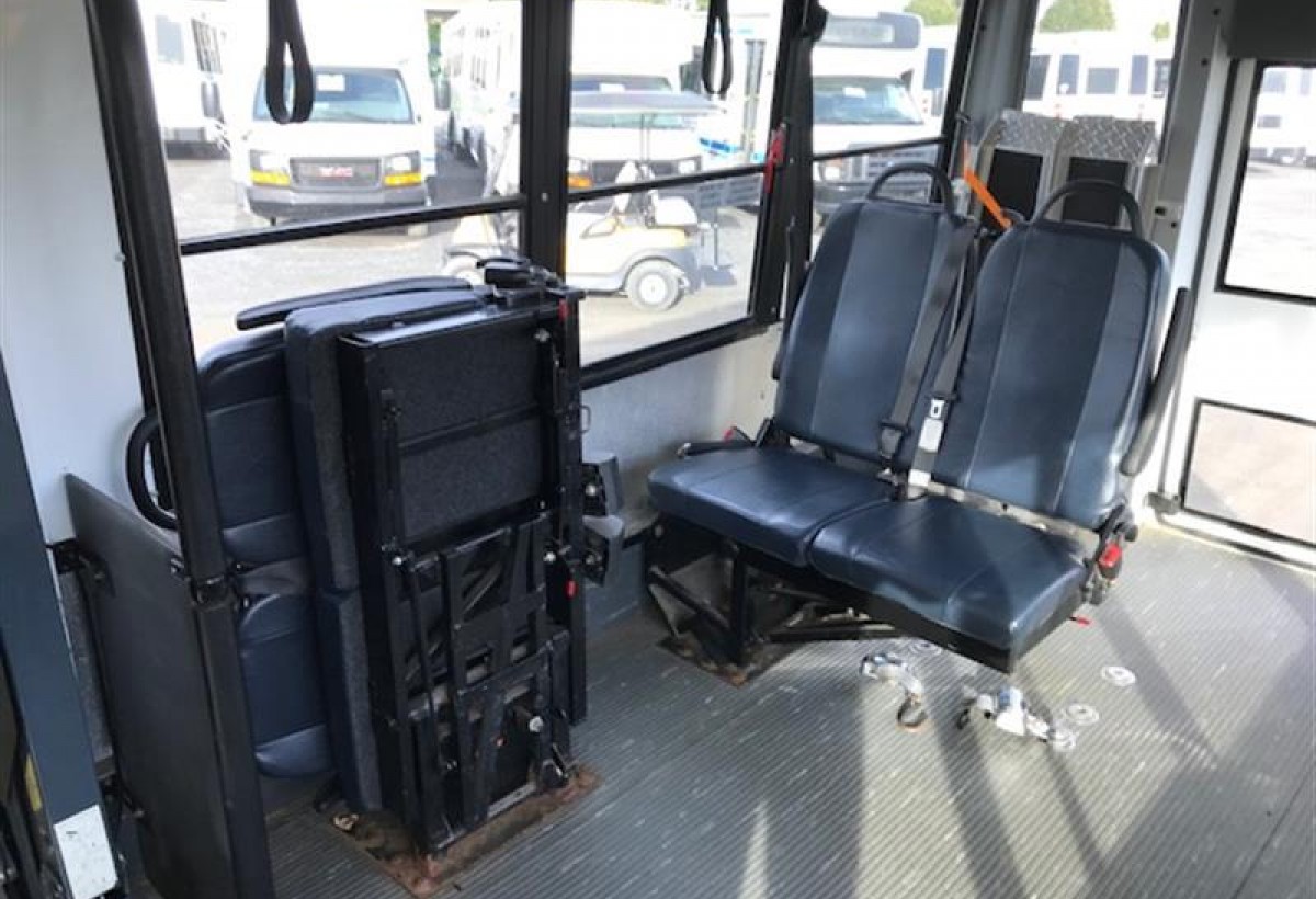 Minibus G5 Micro Bird Nordik GMC Adapté 2014 - Girardin Blue Bird