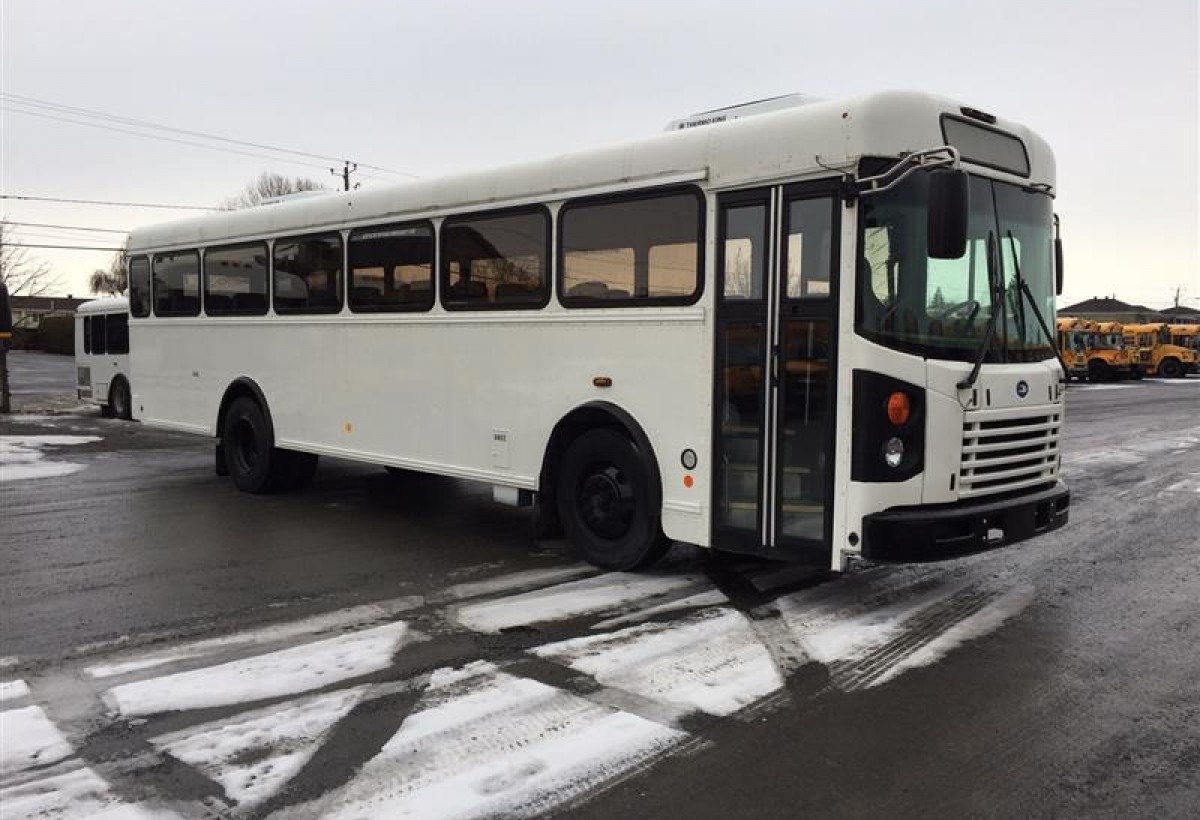 2014 BLUE BIRD TX3 - Girardin Blue Bird