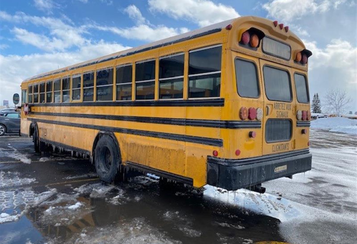 2009 Blue Bird TC3000 - Girardin Blue Bird