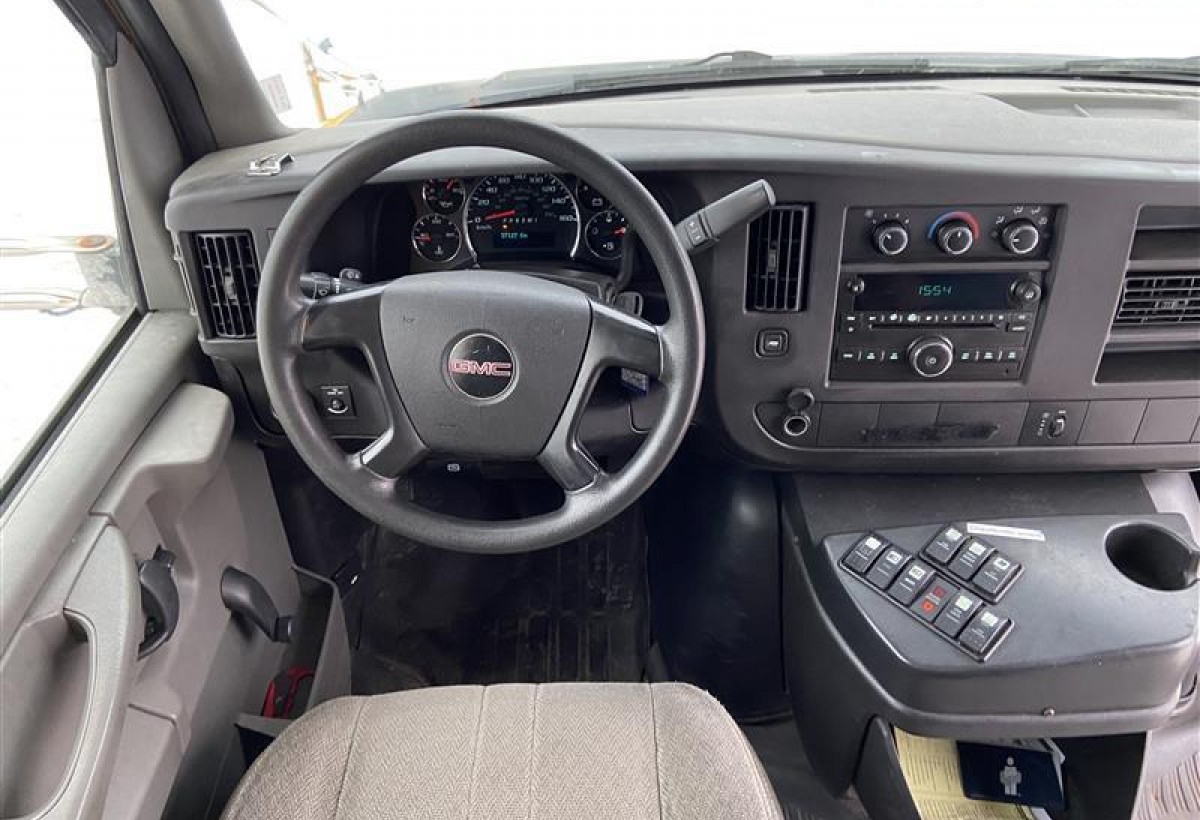 2010 MICRO BIRD G5 GMC - Girardin Blue Bird