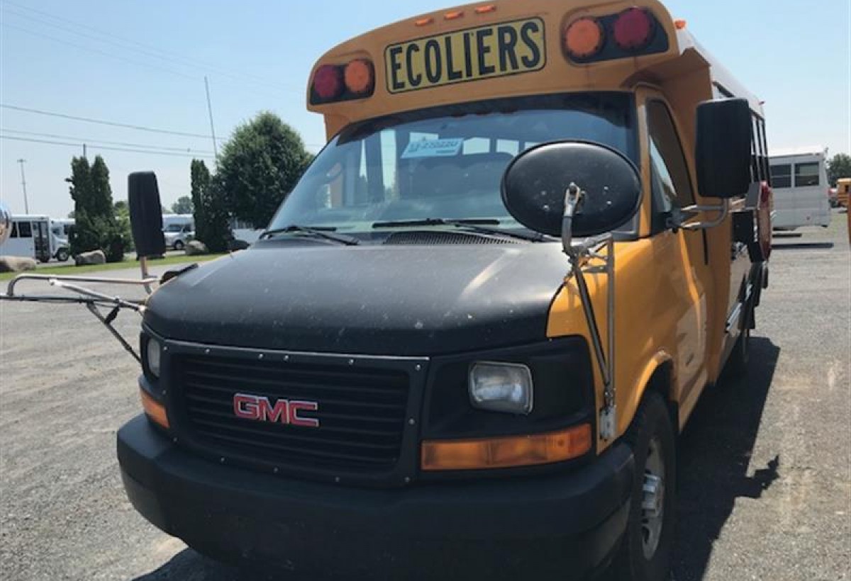 Micro Bird MB-II Minibus 2013 - Girardin Blue Bird