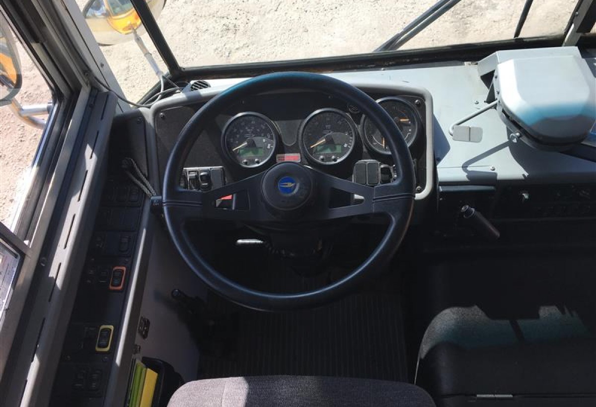 2009 Blue Bird TC-3000 adapté - Girardin Blue Bird