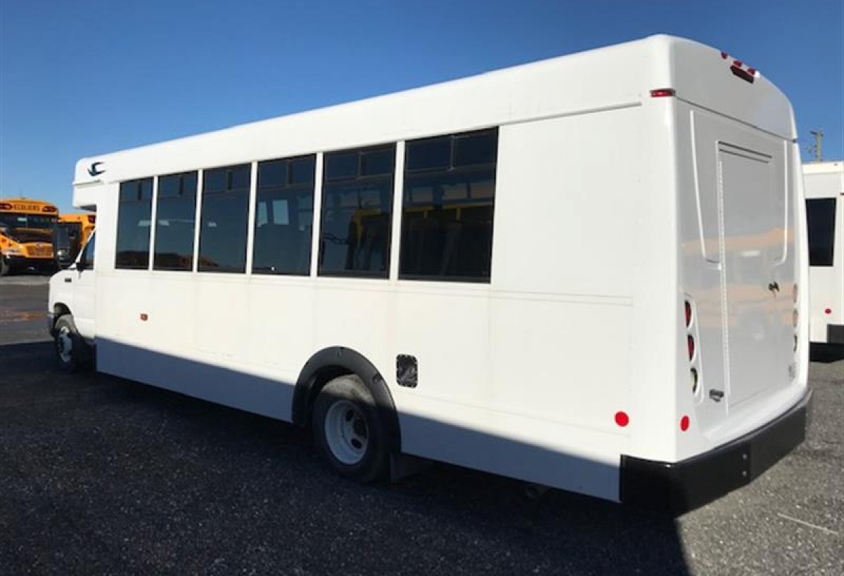 2016 Commercial Micro Bird 24 pass. - Girardin Blue Bird