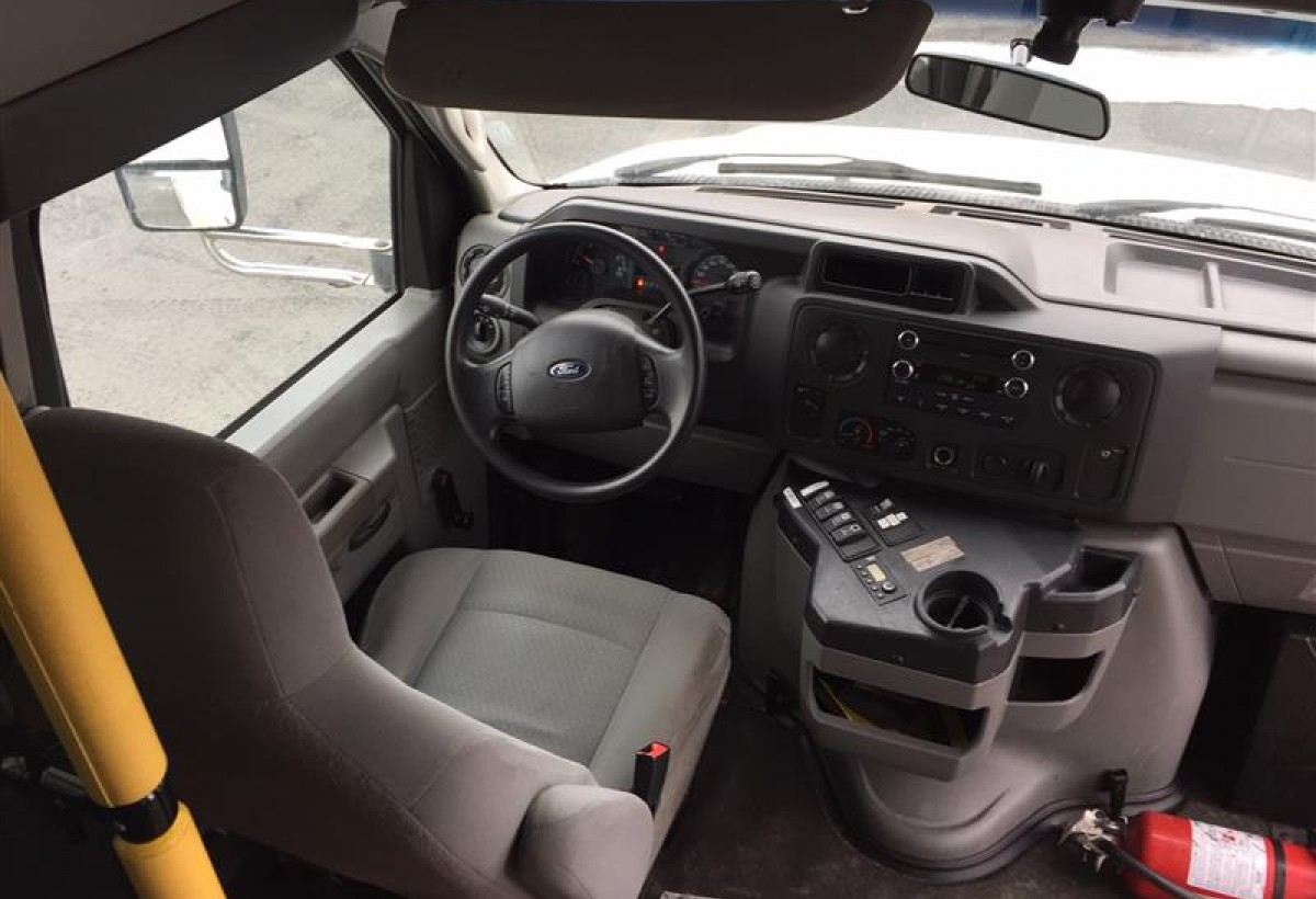 2011 MIcro Bird specialized Minibus - Girardin Blue Bird