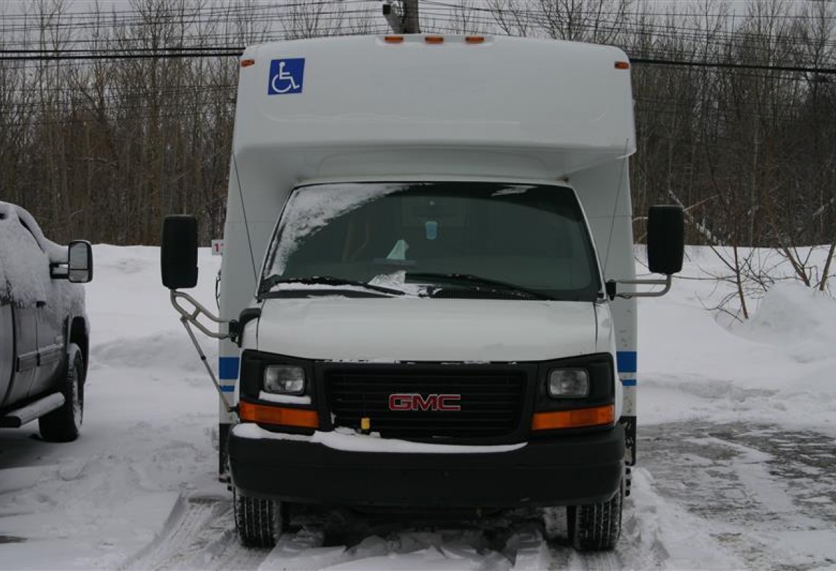 Minibus G5 Micro Bird Nordik GMC Adapté 2014 - Girardin Blue Bird