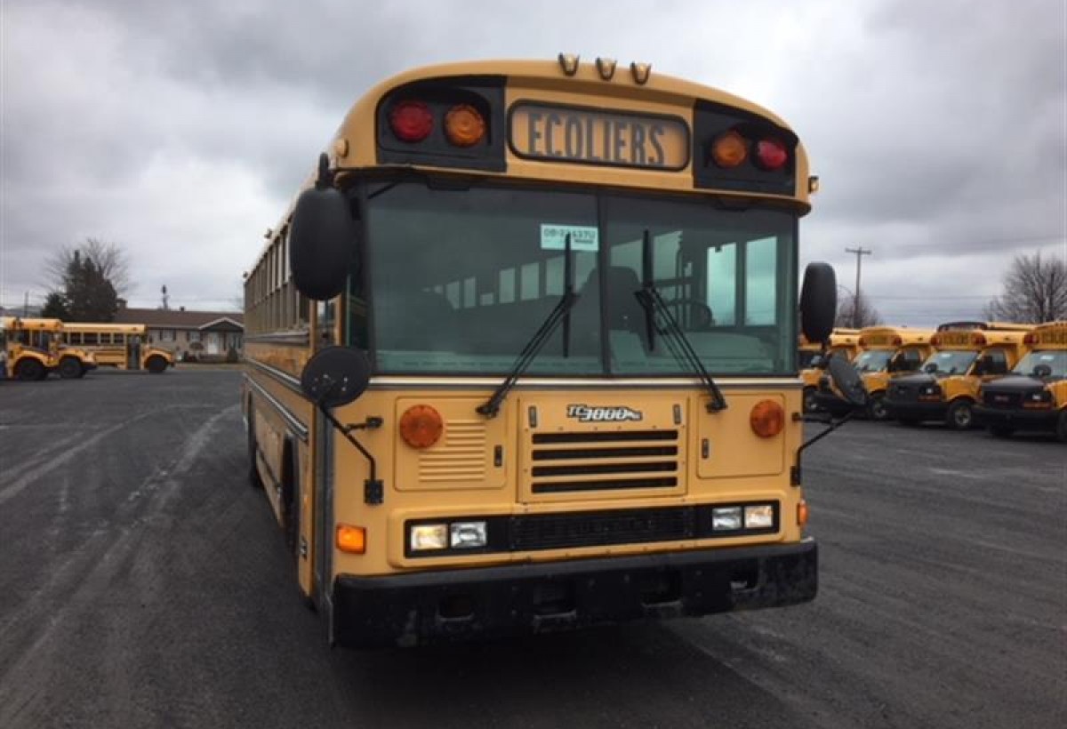 Blue Bird TC3000 2006 - Girardin Blue Bird