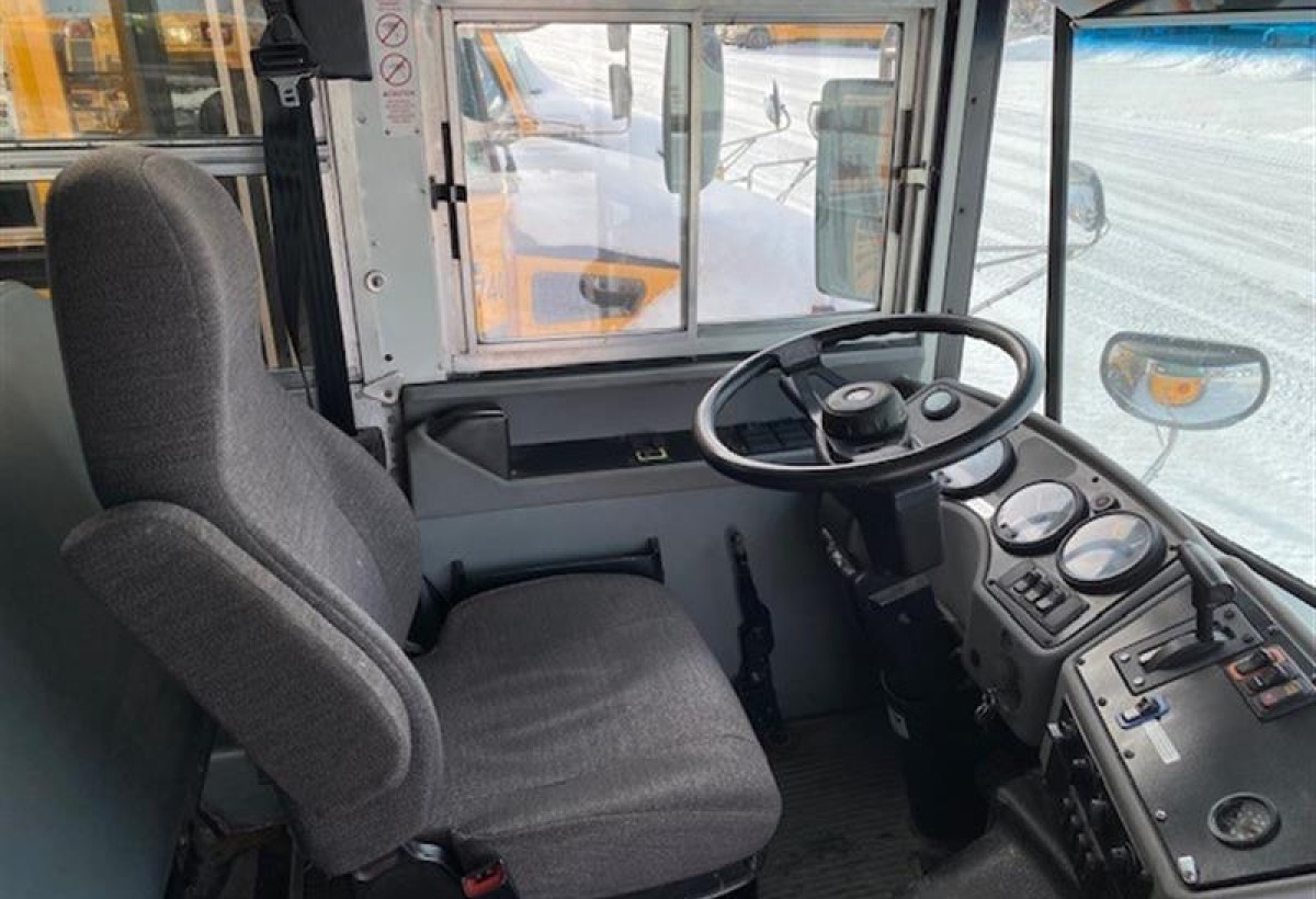 2014 Blue Bird TC 3000 - Girardin Blue Bird