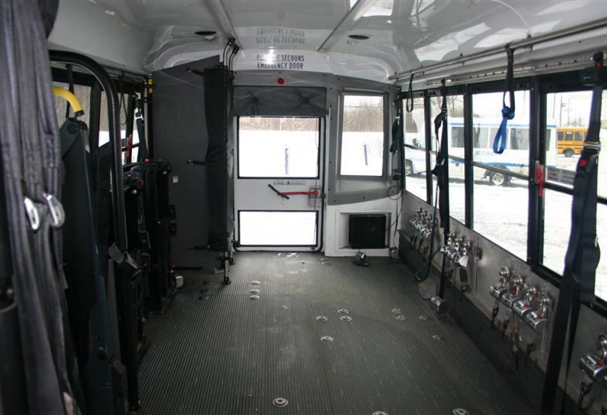 Minibus G5 Micro Bird Nordik GMC Adapté 2014 - Girardin Blue Bird