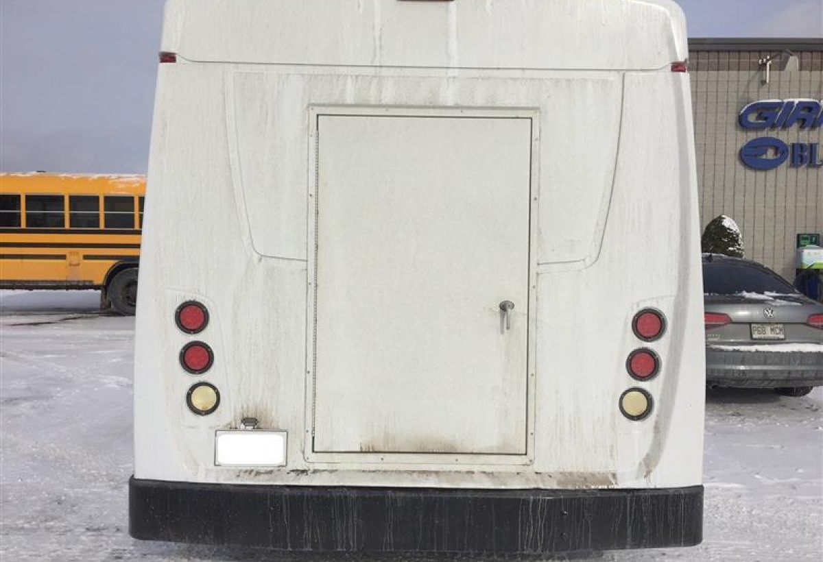 2015 Commercial Ford Micro Bird - Girardin Blue Bird