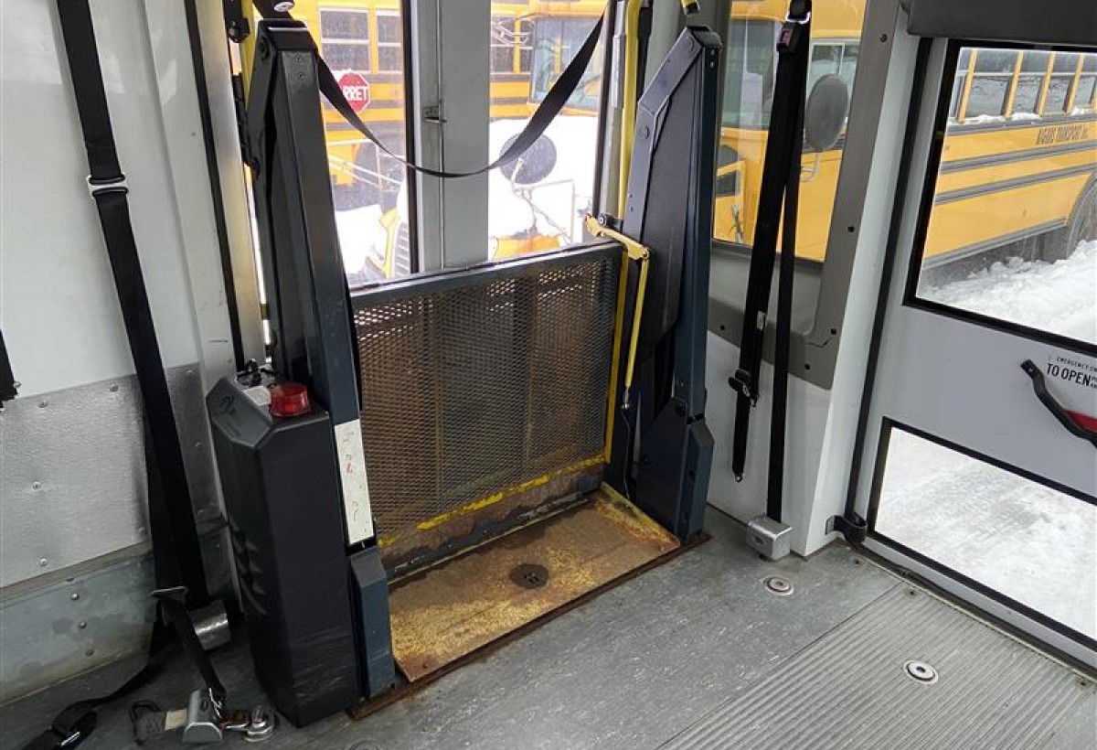 2010 MICRO BIRD G5 GMC - Girardin Blue Bird