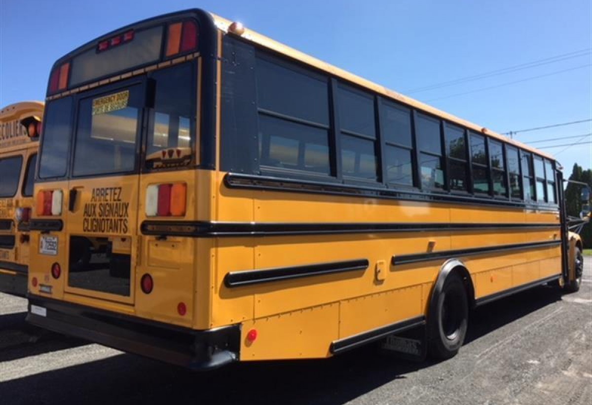 Freightliner C2 2017 - Girardin Blue Bird