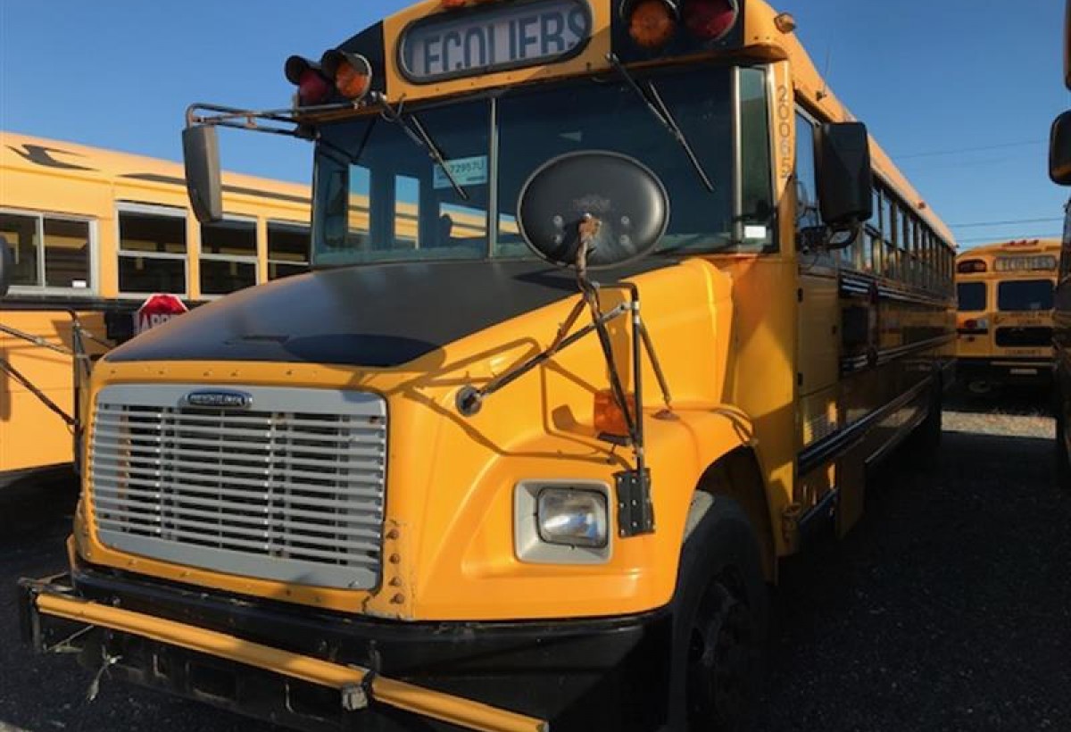 2006 Freightliner Thomas - Girardin Blue Bird
