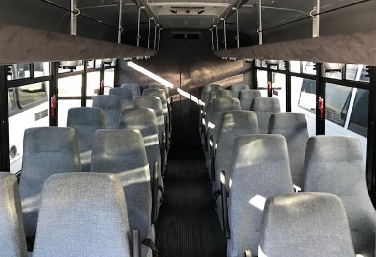 2016 Commercial Micro Bird 24 pass. - Girardin Blue Bird