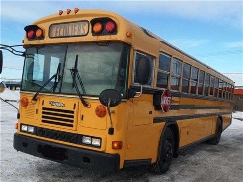 Blue Bird TC3000 2008 - Girardin Blue Bird